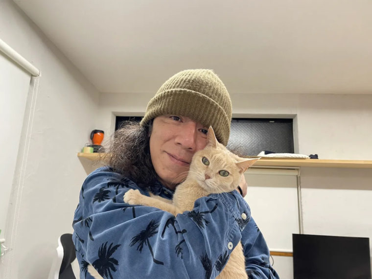 How Can Humans and Cats Co-Exist in the Office? - WORK MILL ENGLISH