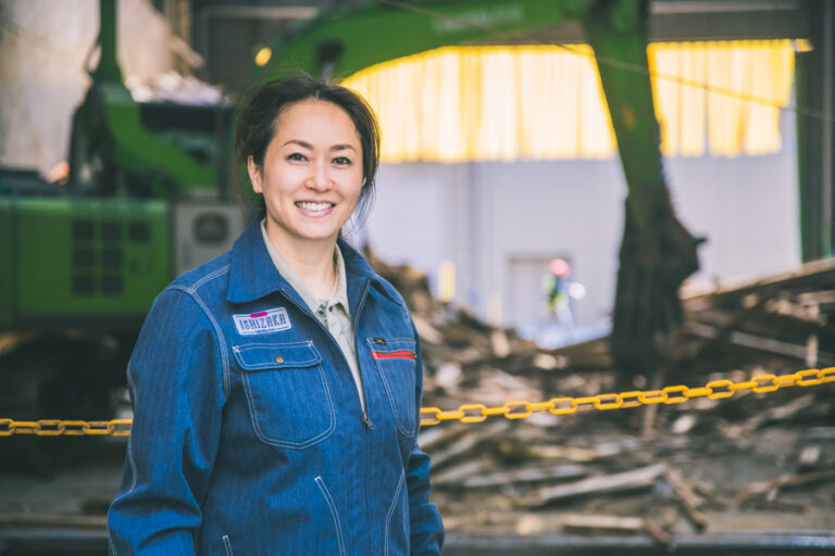 遊びから生まれた事業で世界を変える。海洋プラスチックに新たな価値を見出すREMAREの冒険 | WORK MILL