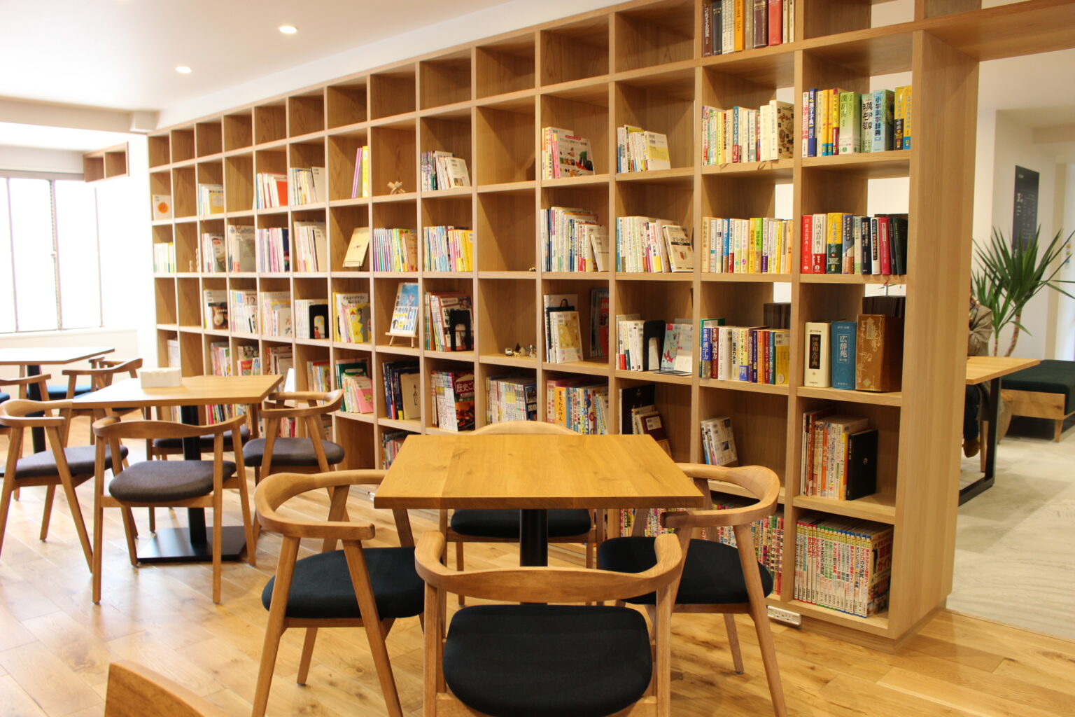 長野市にシェアスペース「MADO」 移住者やクリエイターの新たな拠りどころになれる仕事場に | WORK MILL