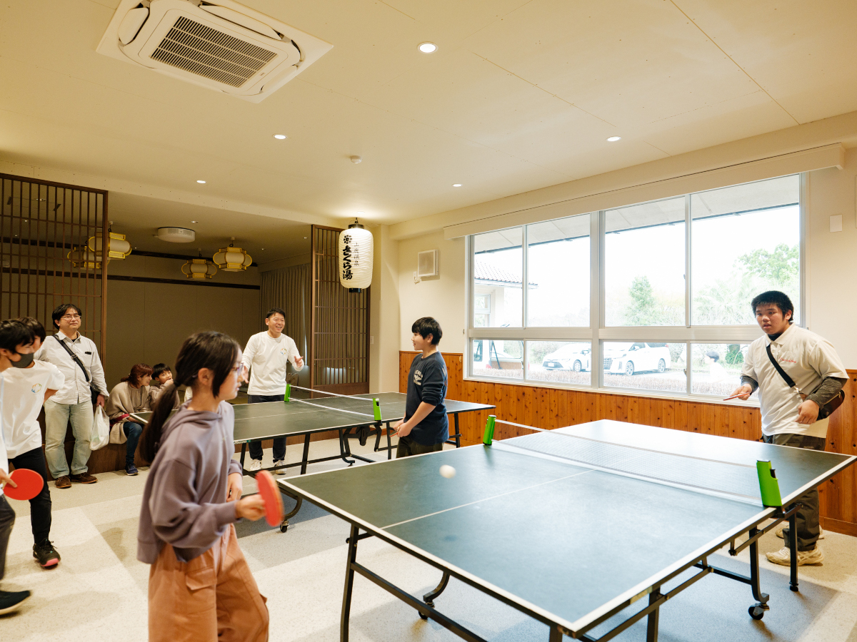 熊本県山鹿市にワークスペース付きの「YAMAGA BASE」 廃校を生かして地方から世界への新たなチャレンジを生む総合施設に | WORK MILL